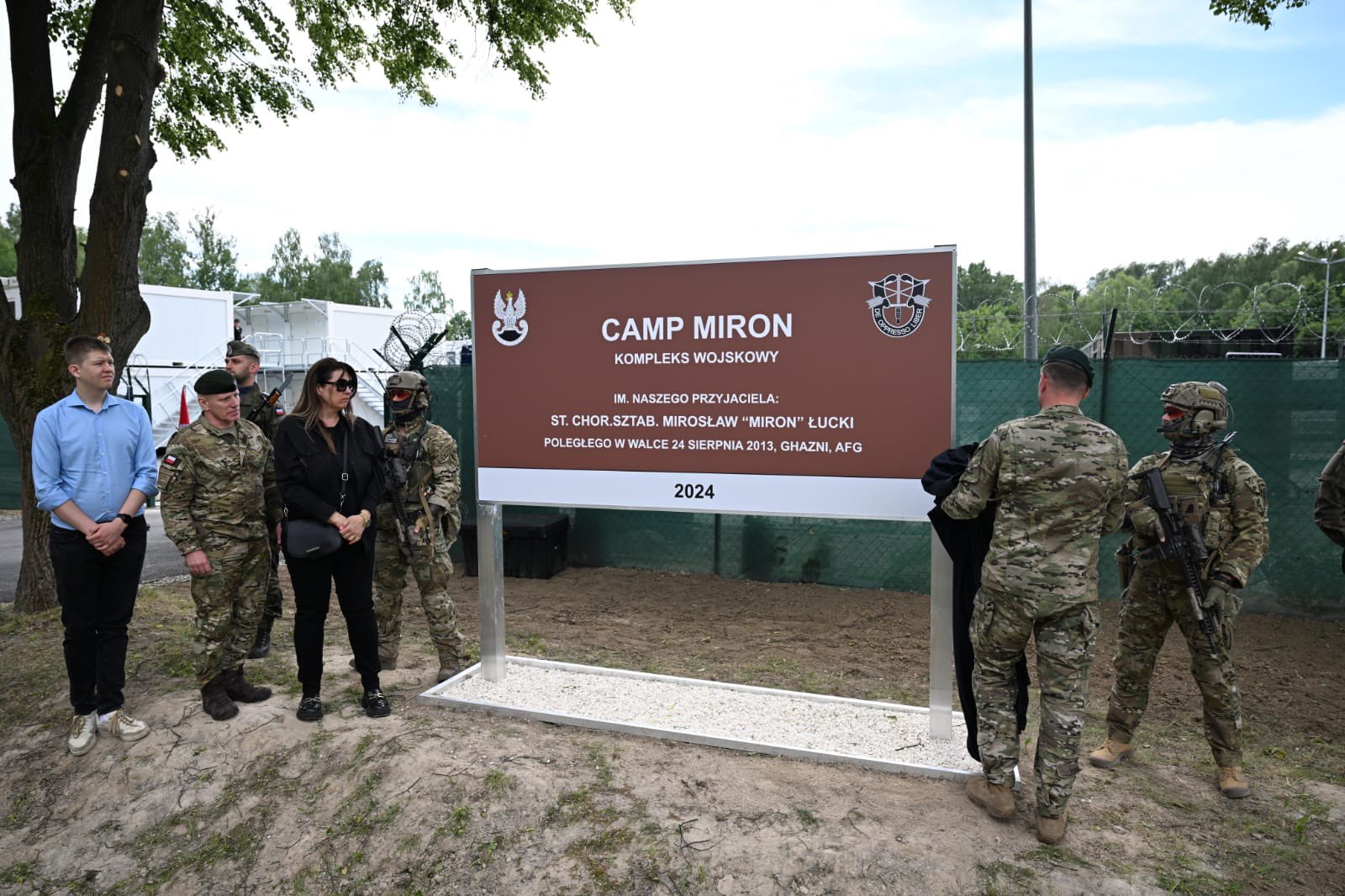 Kraków. Otwarto bazę wojskową USA "Camp Miron" (ZDJĘCIA) - KRKnews